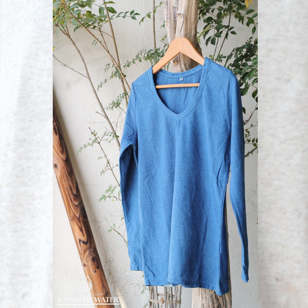 【ヘンプコットン】レディース Vネック ロングスリーブTシャツ / 藍染めライトインディゴ | CRYSTAL&HEMP [ RAINBOW ...